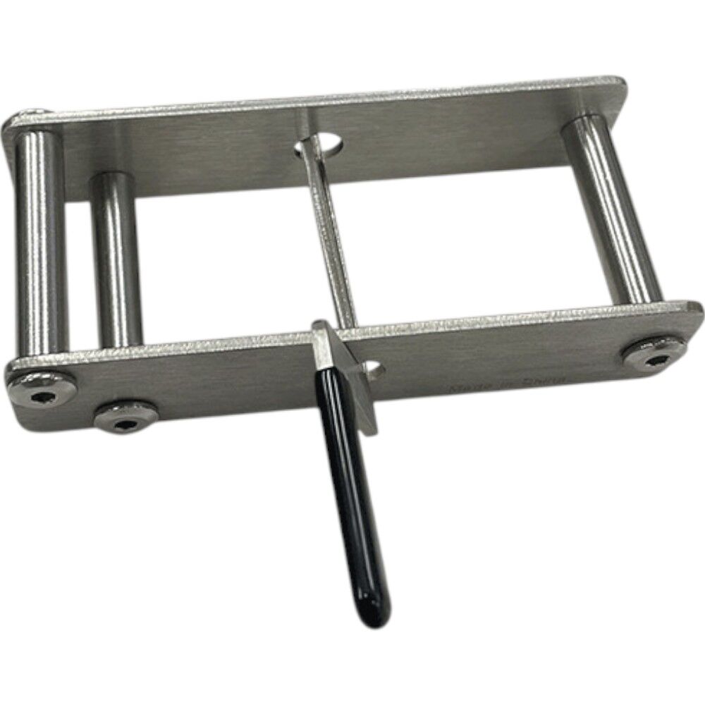 Contender Portable Hand Wrap Roller at FightHQ